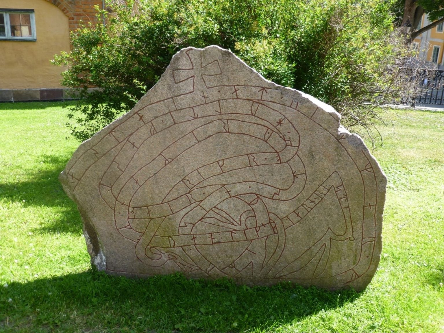 Old Nordic Symbols: Norse Runes & Viking Ornaments (Meanings & Examples)