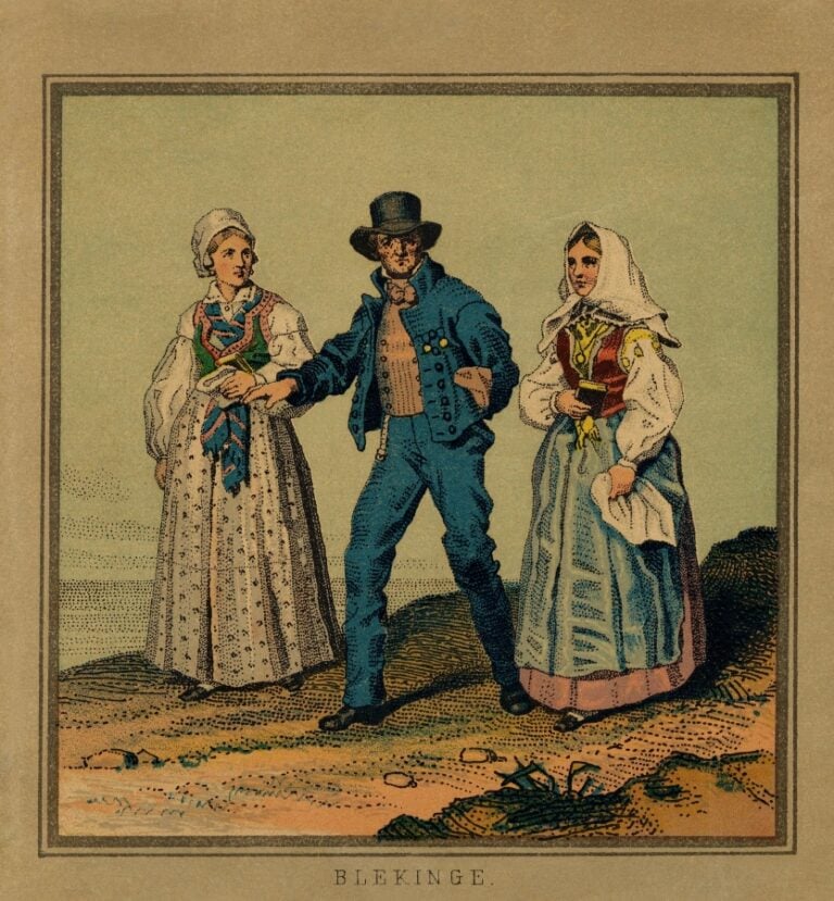 Traditional Swedish Clothing: The National & Regional Folk Costumes of ...