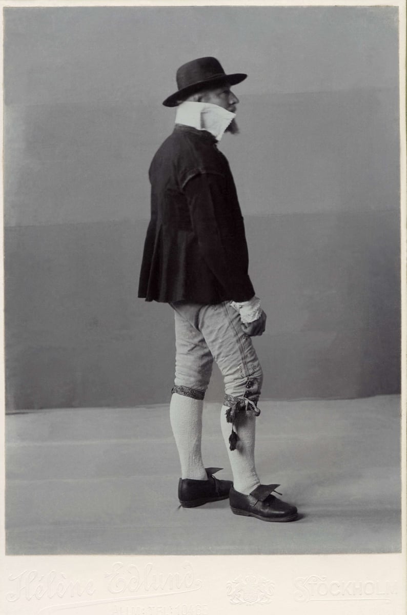 Traditional Swedish Clothing: The National & Regional Folk Costumes of ...