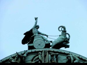 Thor in Norse Mythology: The Strong God of Thunder & Farmers