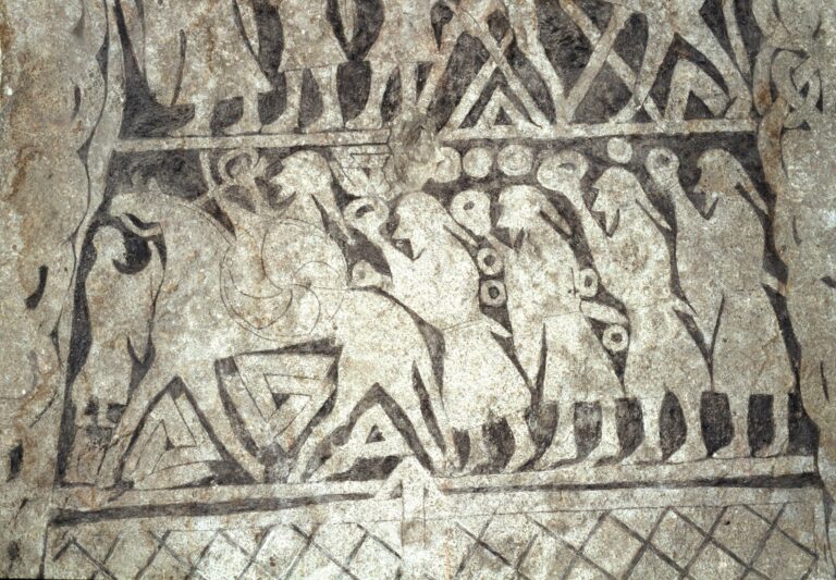 The Norse ‘Valknut’: Origins & Meanings of the Triangle Knot